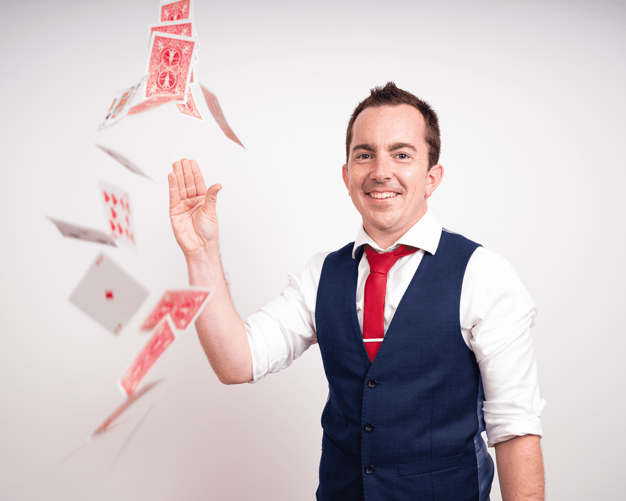 Contact – James Maidment Dorset Close up wedding magician